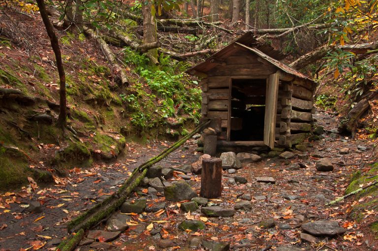 Elijah Oliver Place - Visit Cades Cove